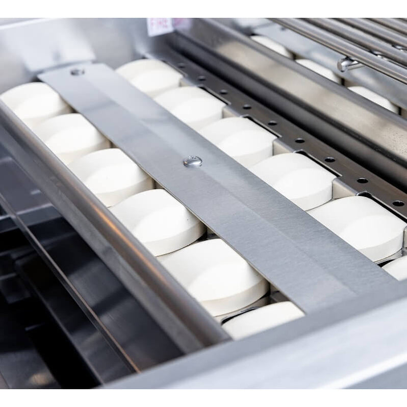 Summerset SZRPRO32L Sizzler Pro 32" 4-Burner Gas Grill Deluxe Cart — CulinaryProfis